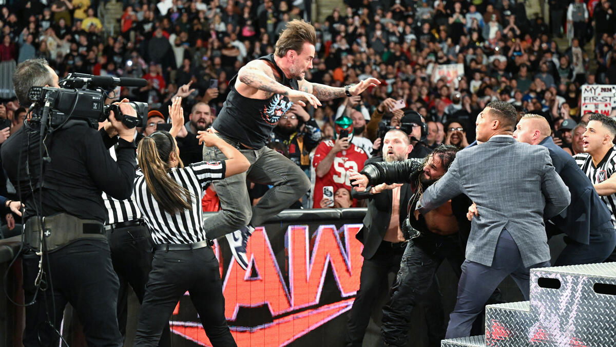 Cm Punk Vs Seth Rollins Official For Wwe Raw Netflix Premiere F4w Won
